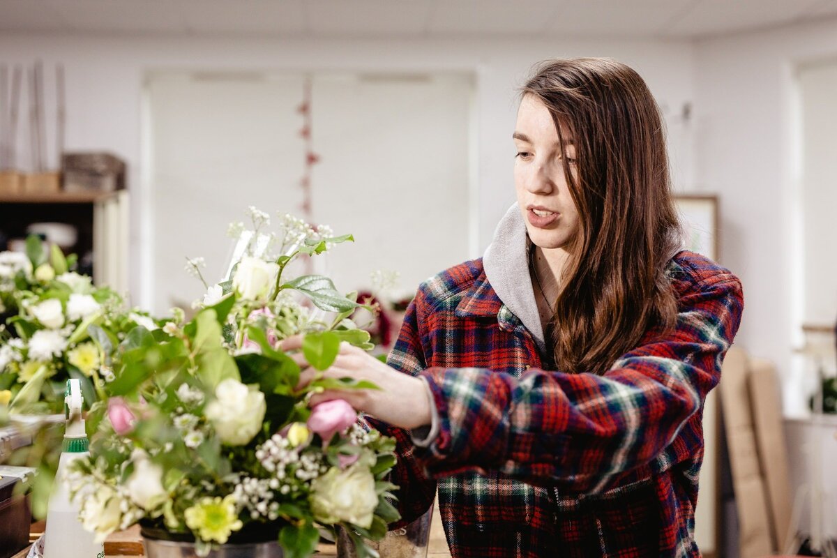 Floristry - City & Guilds Level 1 Introductory Certificate Land-based Studies - Floristry ...