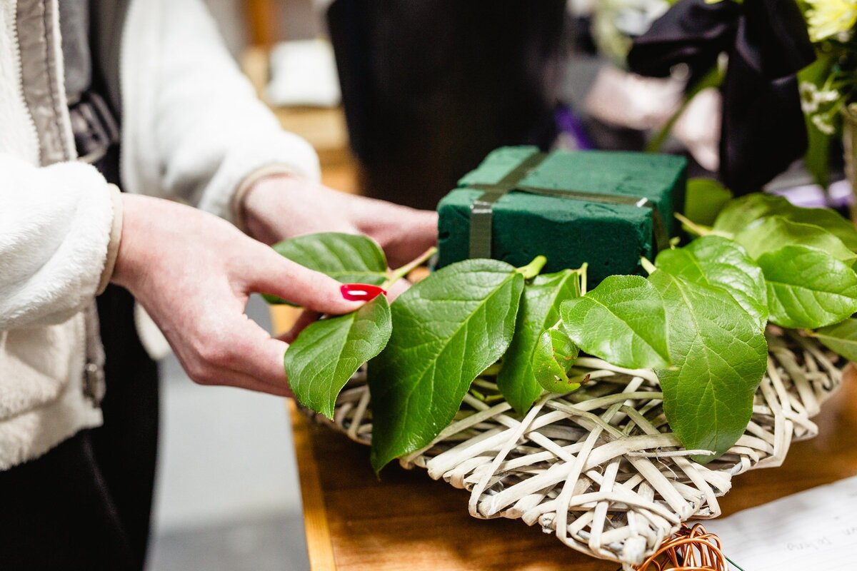 Floristry - City & Guilds Level 1 Introductory Certificate Land-based Studies - Floristry ...